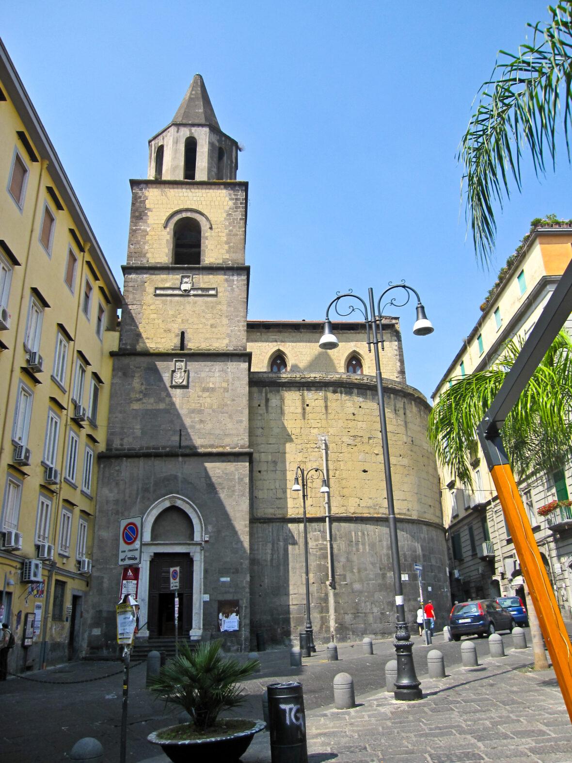 Napoli_-_Chiesa_di_San_Pietro_a_Maiella - Storie di Napoli